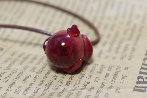 Berserk collaborates with popular glass crafter to bring Behelit ...